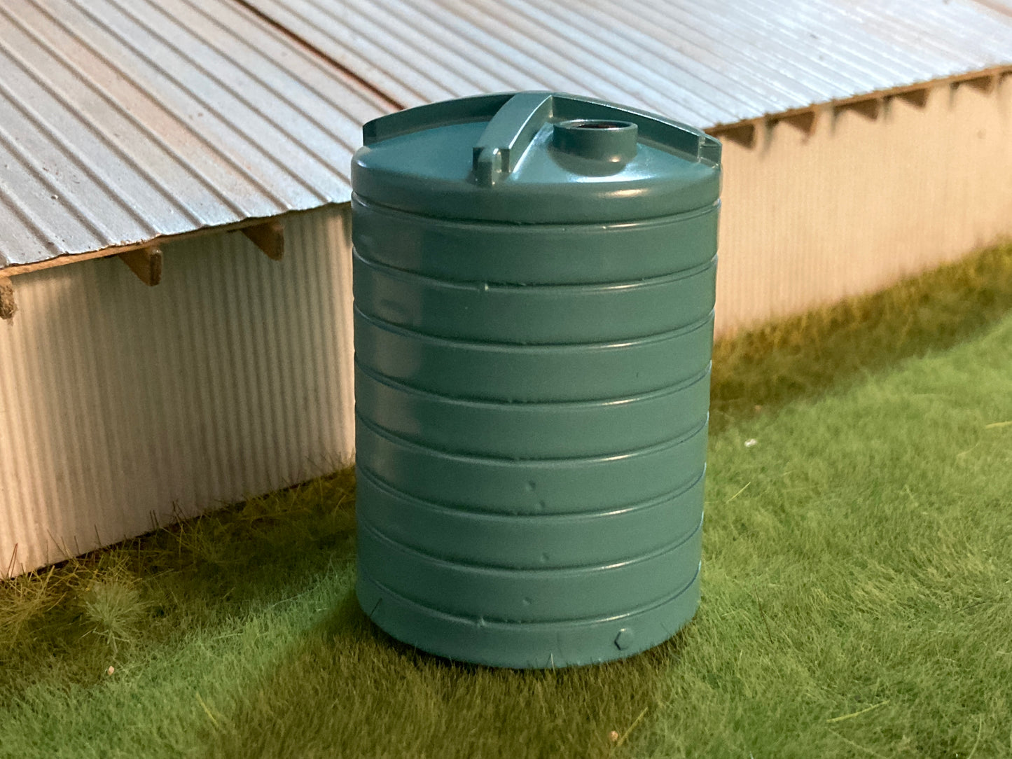 1/64 5,000 Gallon Standing Liquid Tank – 2 Scale Fabrications